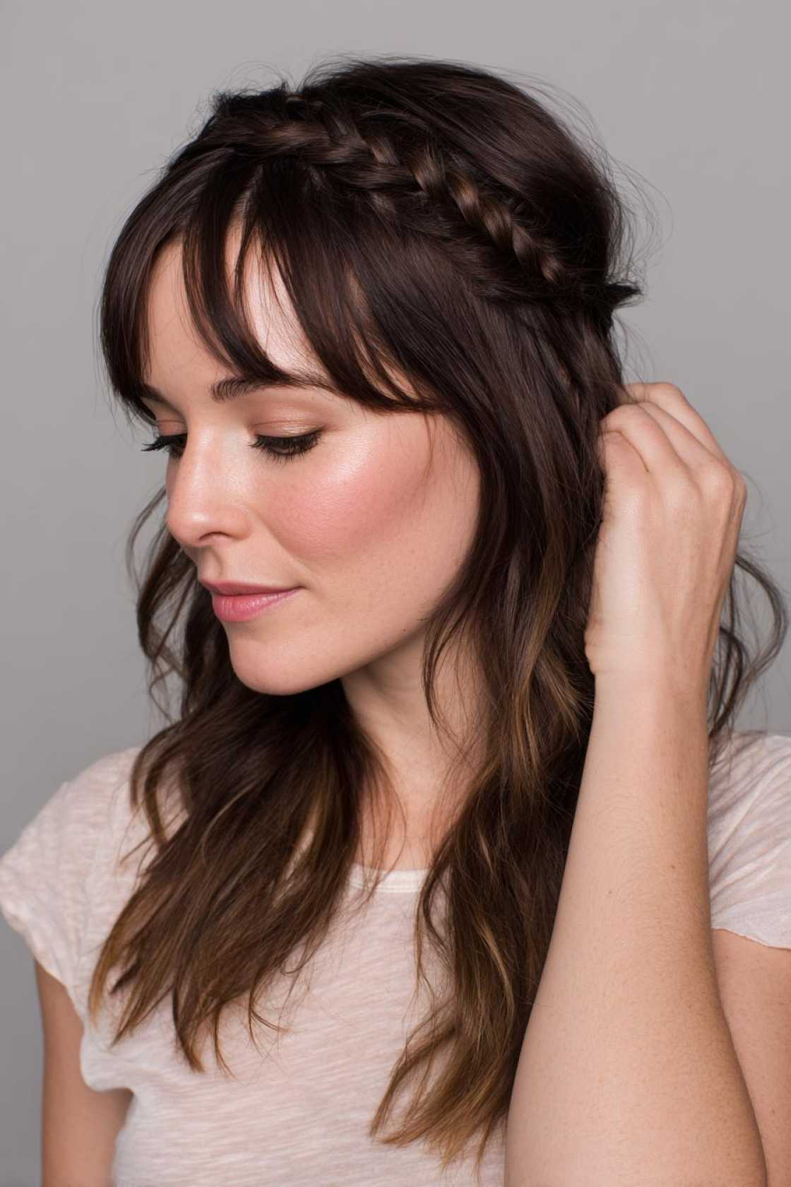 15+ Clever Hairstyles to Hide Bangs (Growing Out or Just Want a Change ...